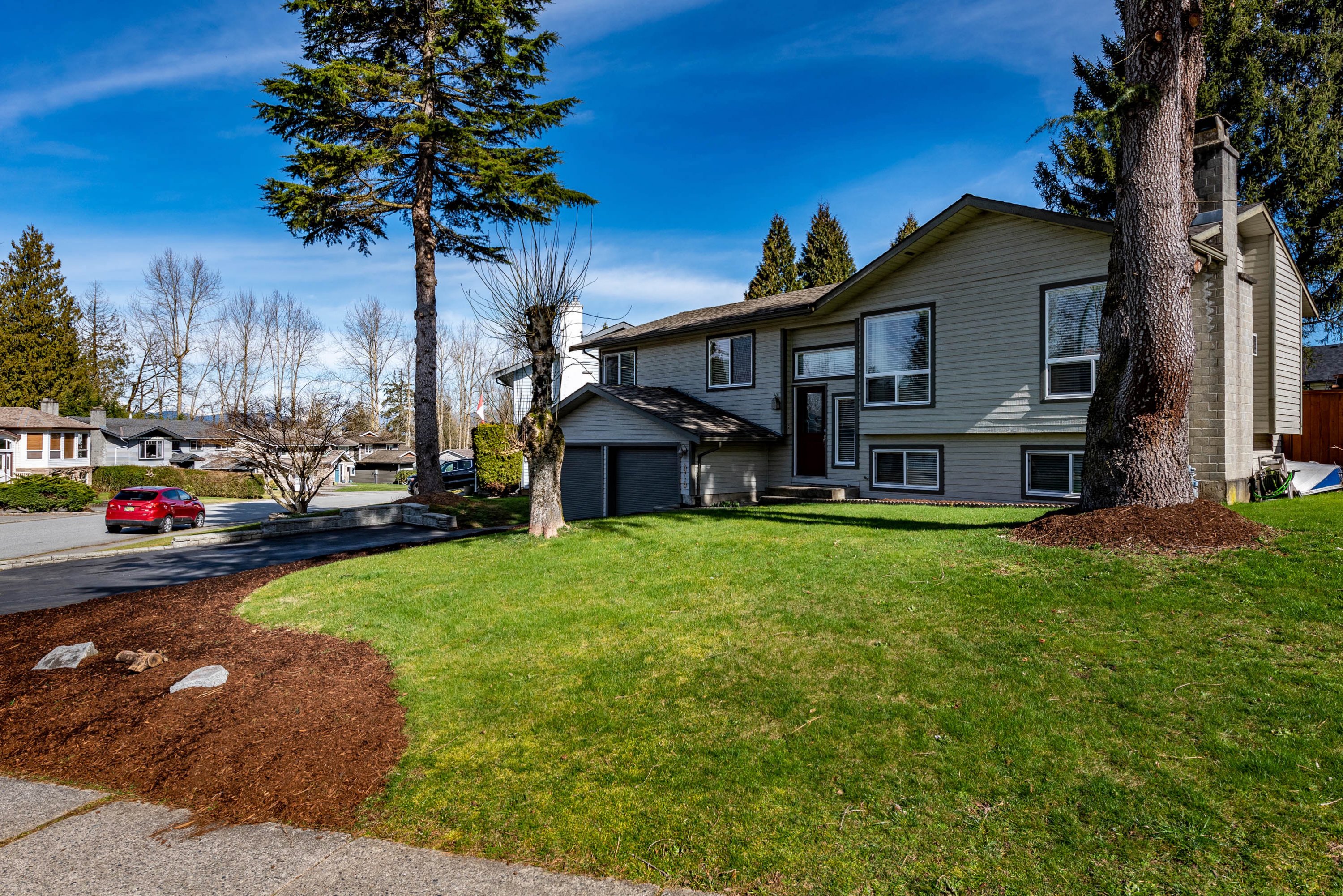 3710 Robson Drive, Abbotsford | MLS# R2561263 | Cotala Cross Media