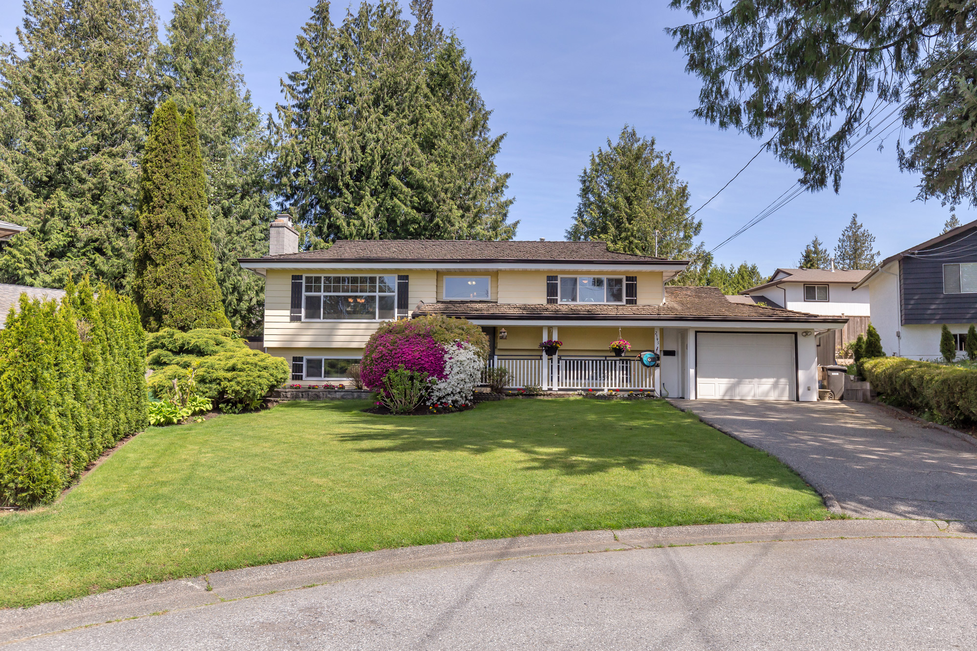 2195 Maywood Court, Abbotsford | MLS# R2793314 | Cotala Cross Media
