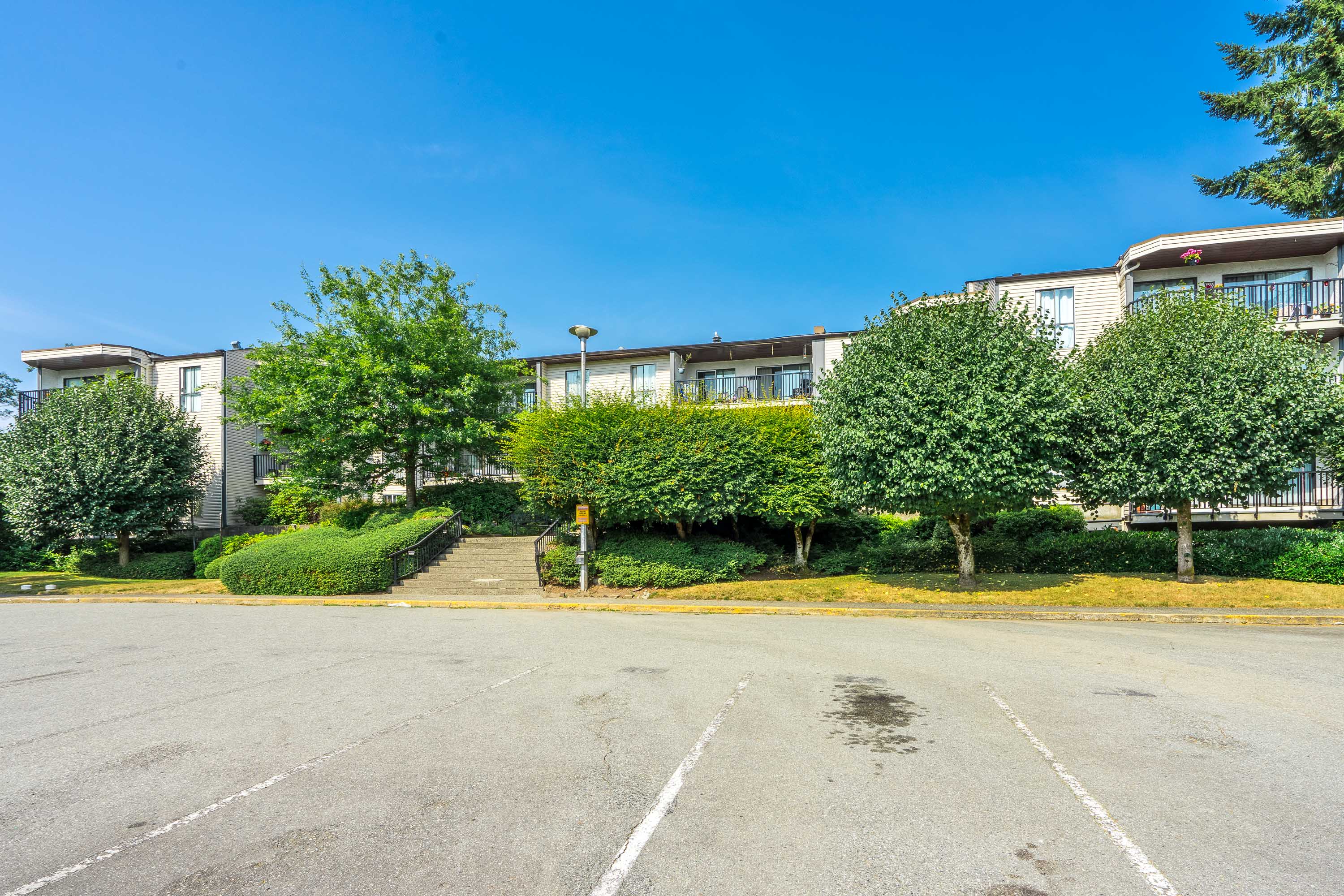 315 - 9952 149 Street, Surrey | MLS# R2796269 | Cotala Cross Media