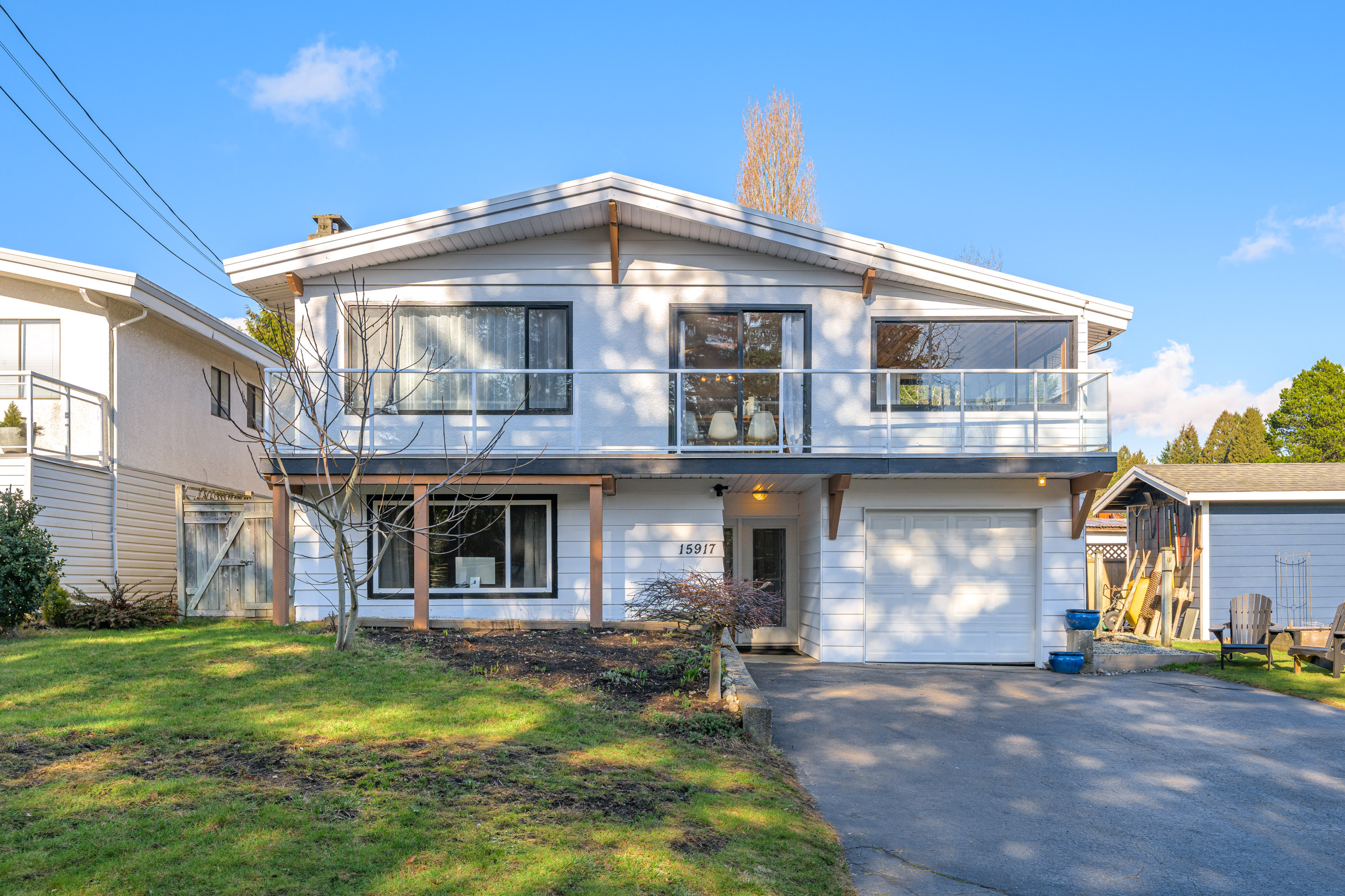 15917 Goggs Avenue, White Rock | MLS# R2850658 | Cotala Cross Media