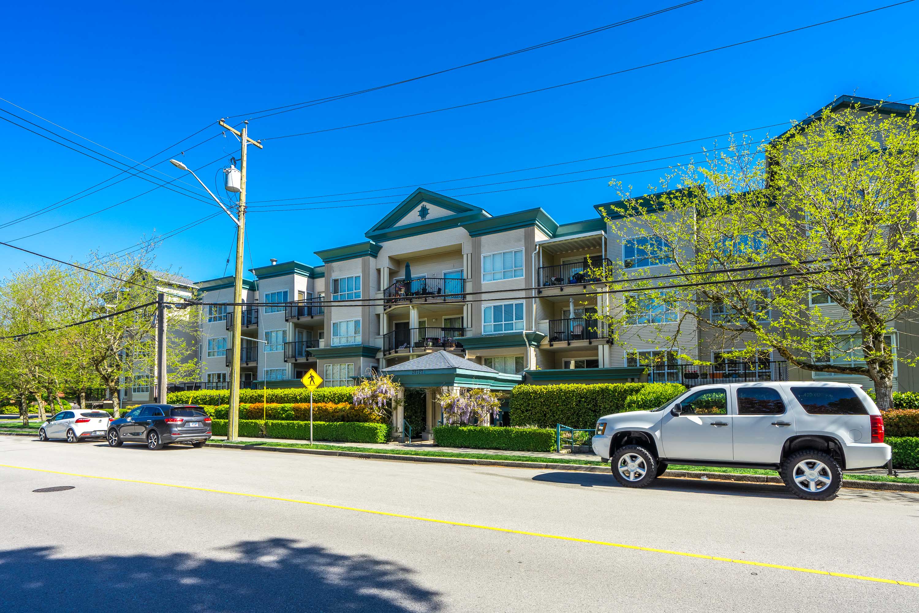 204 - 20727 Douglas Crescent, Langley | MLS# R2911574 | Cotala Cross Media