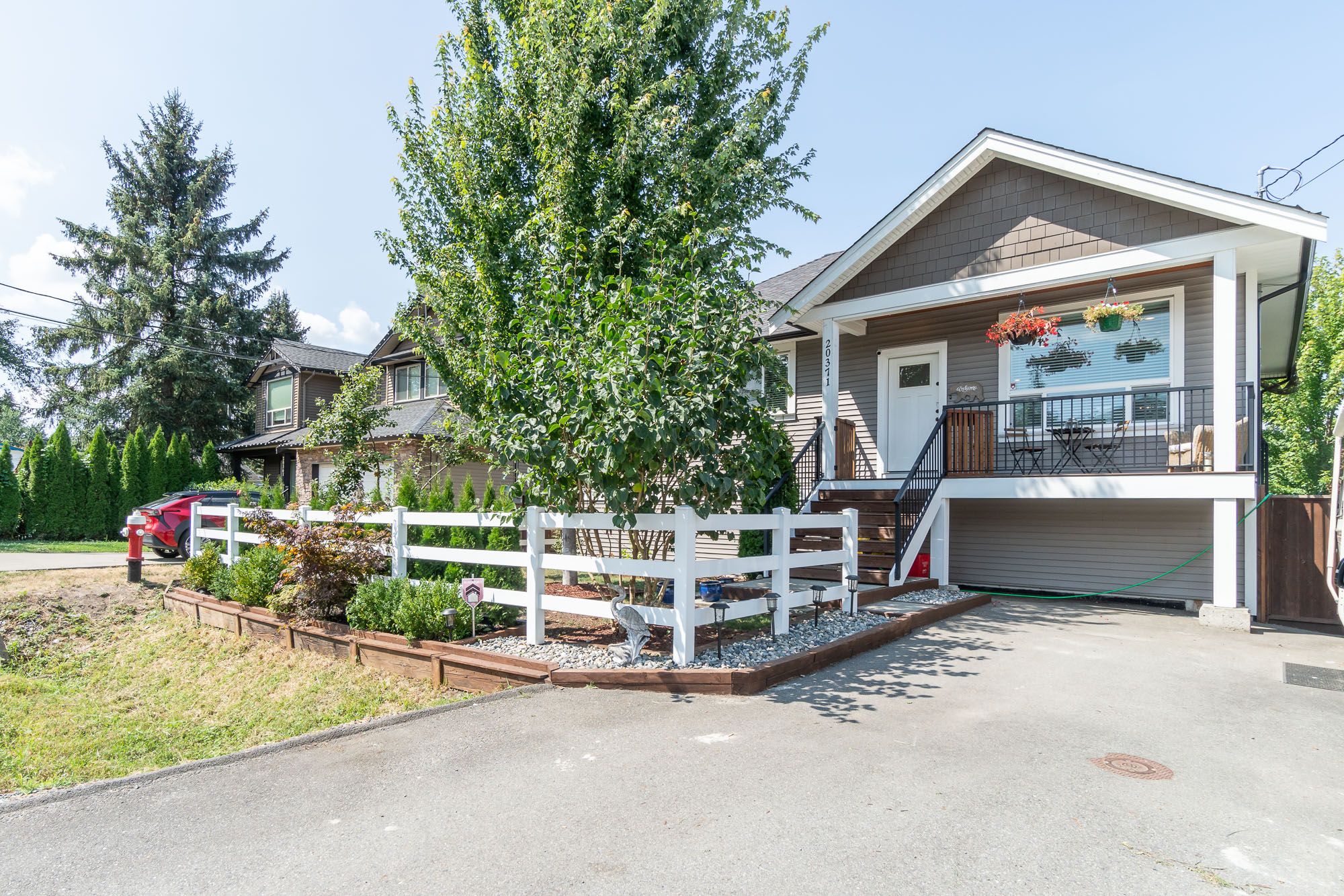 20371 Wanstead Street, Maple Ridge | MLS# R2941680 | Cotala Cross Media