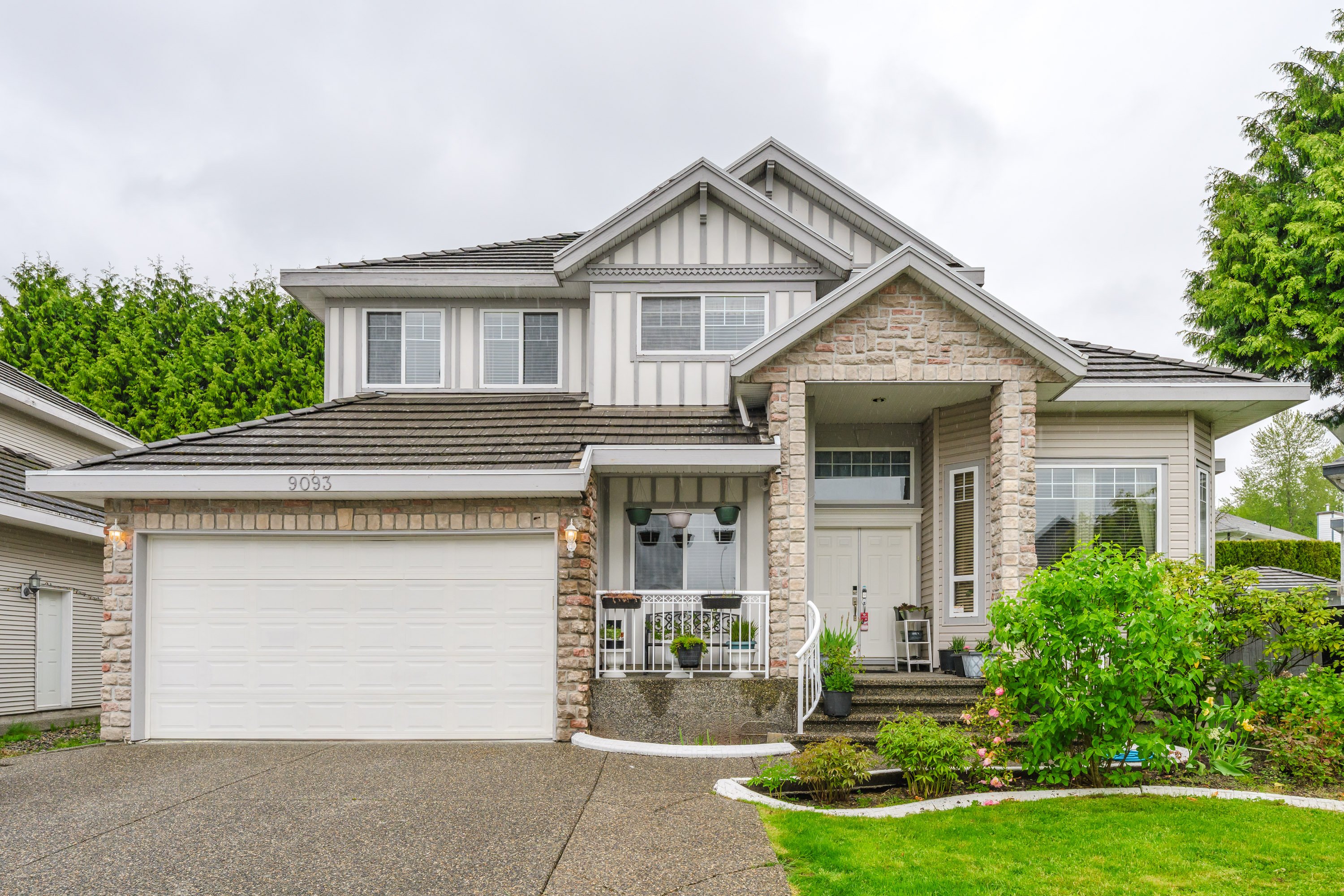9093 141B Street, Surrey | MLS# R3043398 | Cotala Cross Media