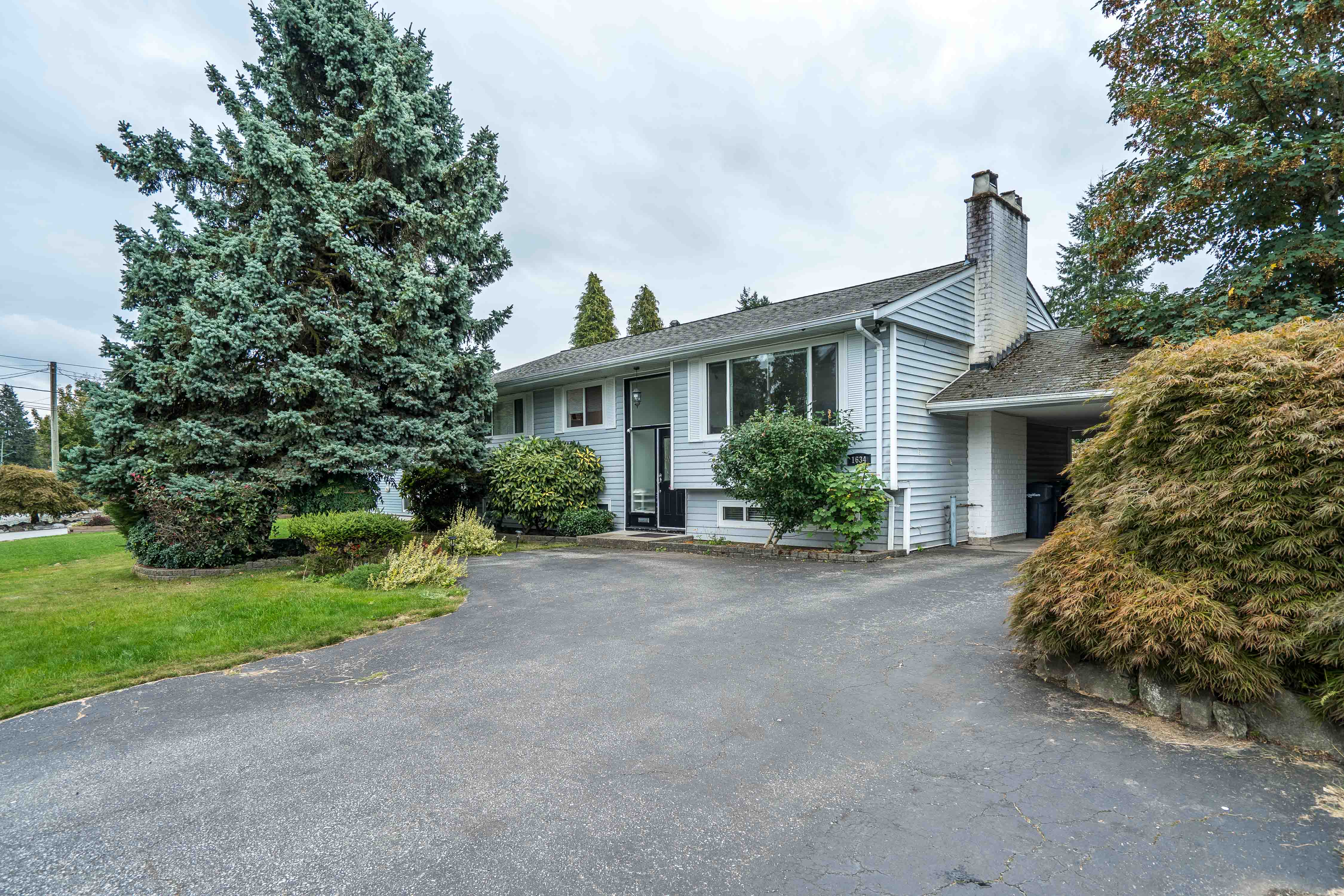 1634 Harbour Drive, Coquitlam | MLS# R3053510 | Cotala Cross Media